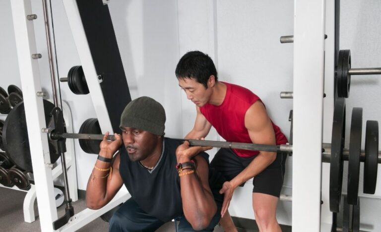 How To Lift Weights - A Weight Lifting Tips For Beginners Guide