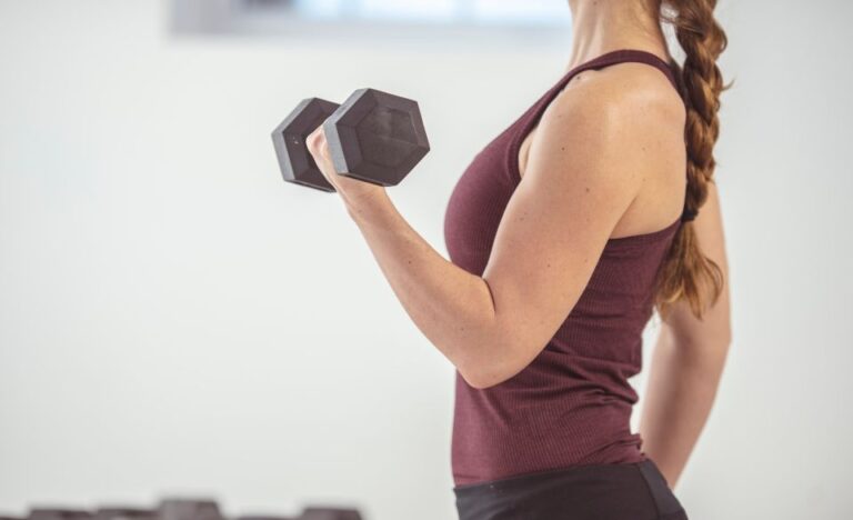 Benefits of Lifting Weights Slowly - SportCoaching
