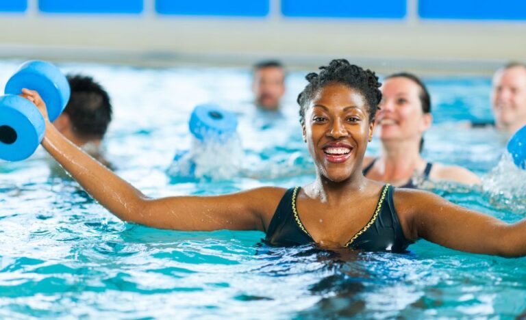 Aqua Jogging For Runners – The Benefits, Technique & More. - SportCoaching