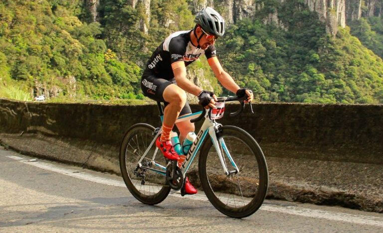 How To Choose Bike Size: A Complete Guide - SportCoaching